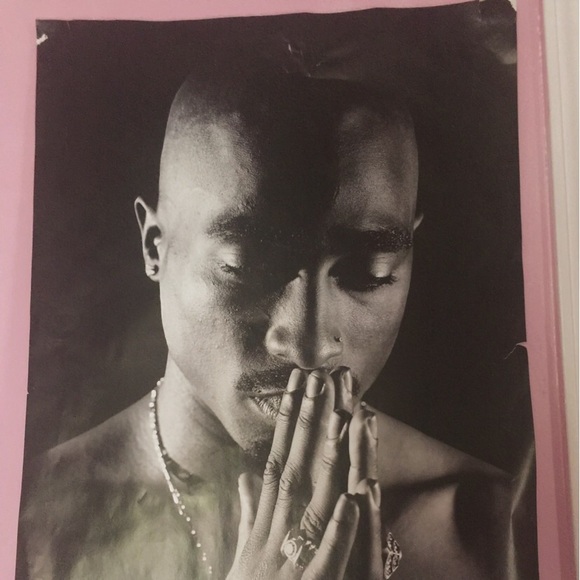 Wall Decor | Tupac Praying Poster | Poshmark